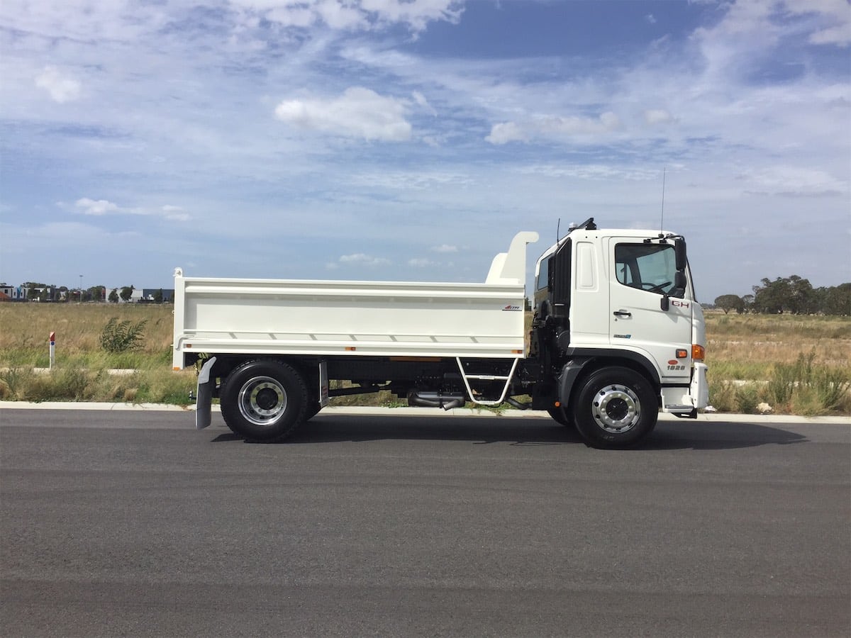 Gallery image Truck Trailers , Tipper Body , Tilt Slide Truck - Cain ...
